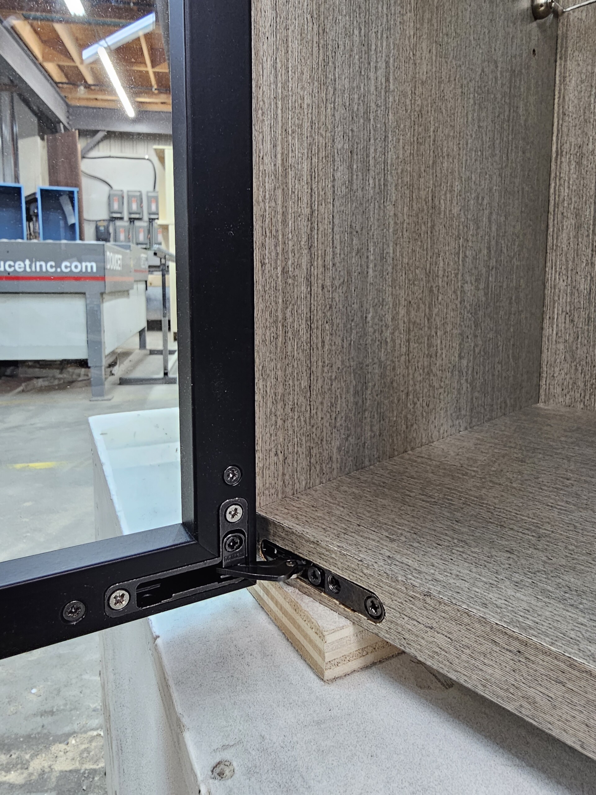 METAL FRAME & GLASS DOOR SAMPLES - NAC